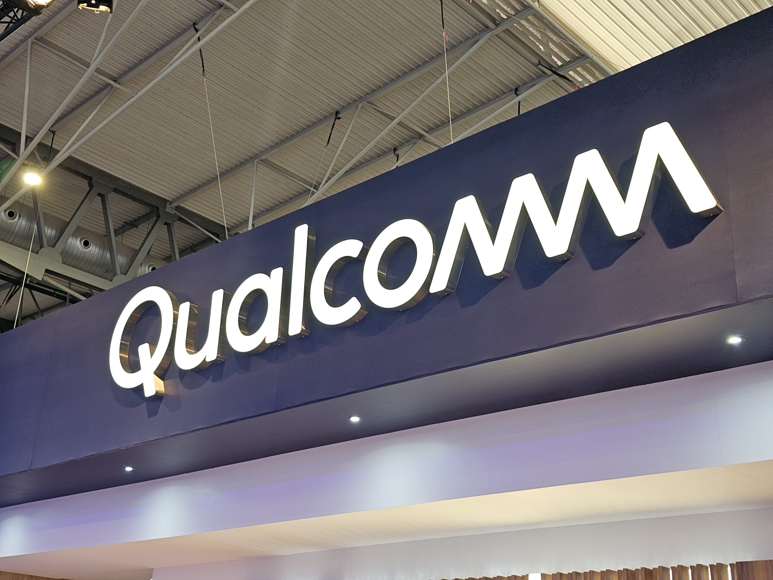 Qualcomm prepara su regreso a los data centers con nuevos chips para ...