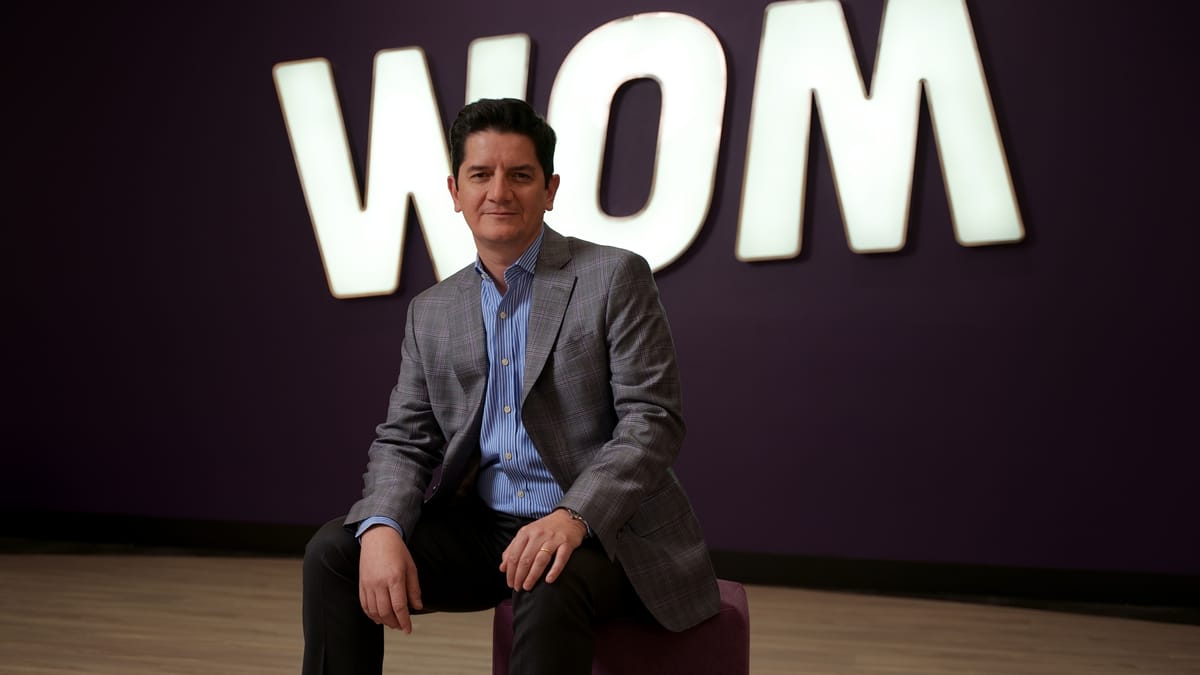 WOM avanza en la expansión de conectividad 5G y fibra óptica en Chile